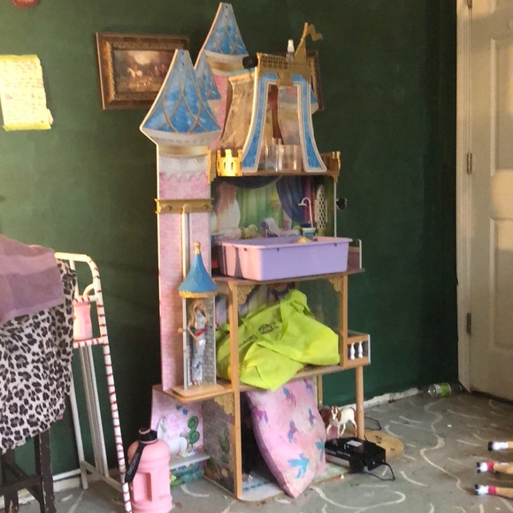 Toys | 5ft Tall Dollhouse Dolls Included | Poshmark
